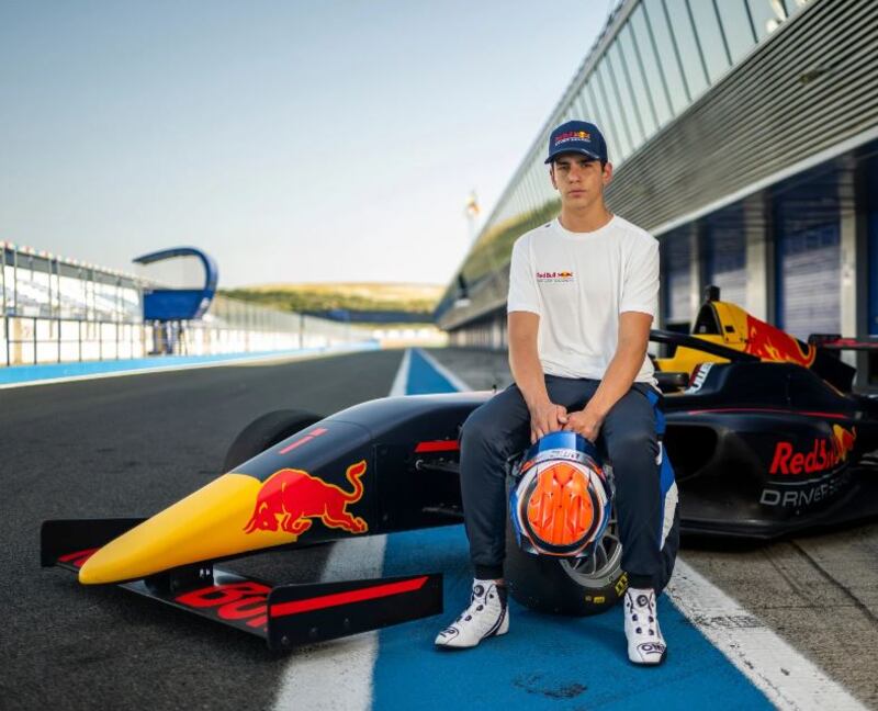 Mexicano Ernesto Rivera llega a ‘las fuerzas básicas’ de pilotos con ...