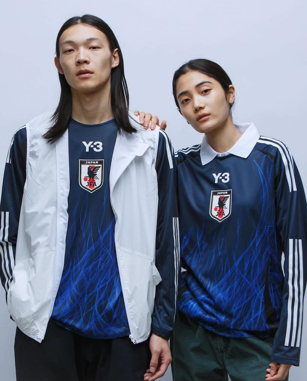 ¡Son UNA LOCURA! Japón y su NUEVA PLAYERA, en colaboración con el diseñador Y-3 Yohji Yamamoto ...